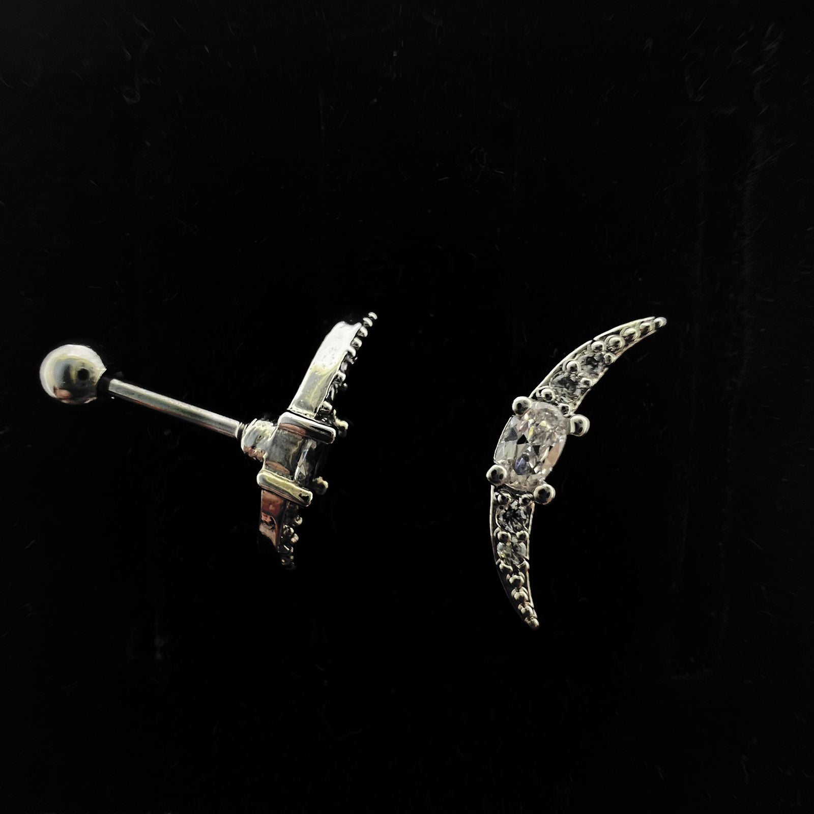 Helix/Conch Crescent Moon Ear Piercing – LAMOE